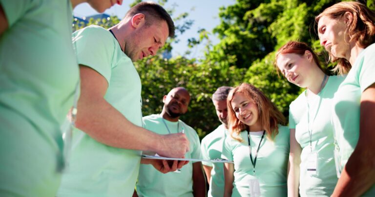 The Ultimate Guide to Camp Staff Training - The Summer Camp Source